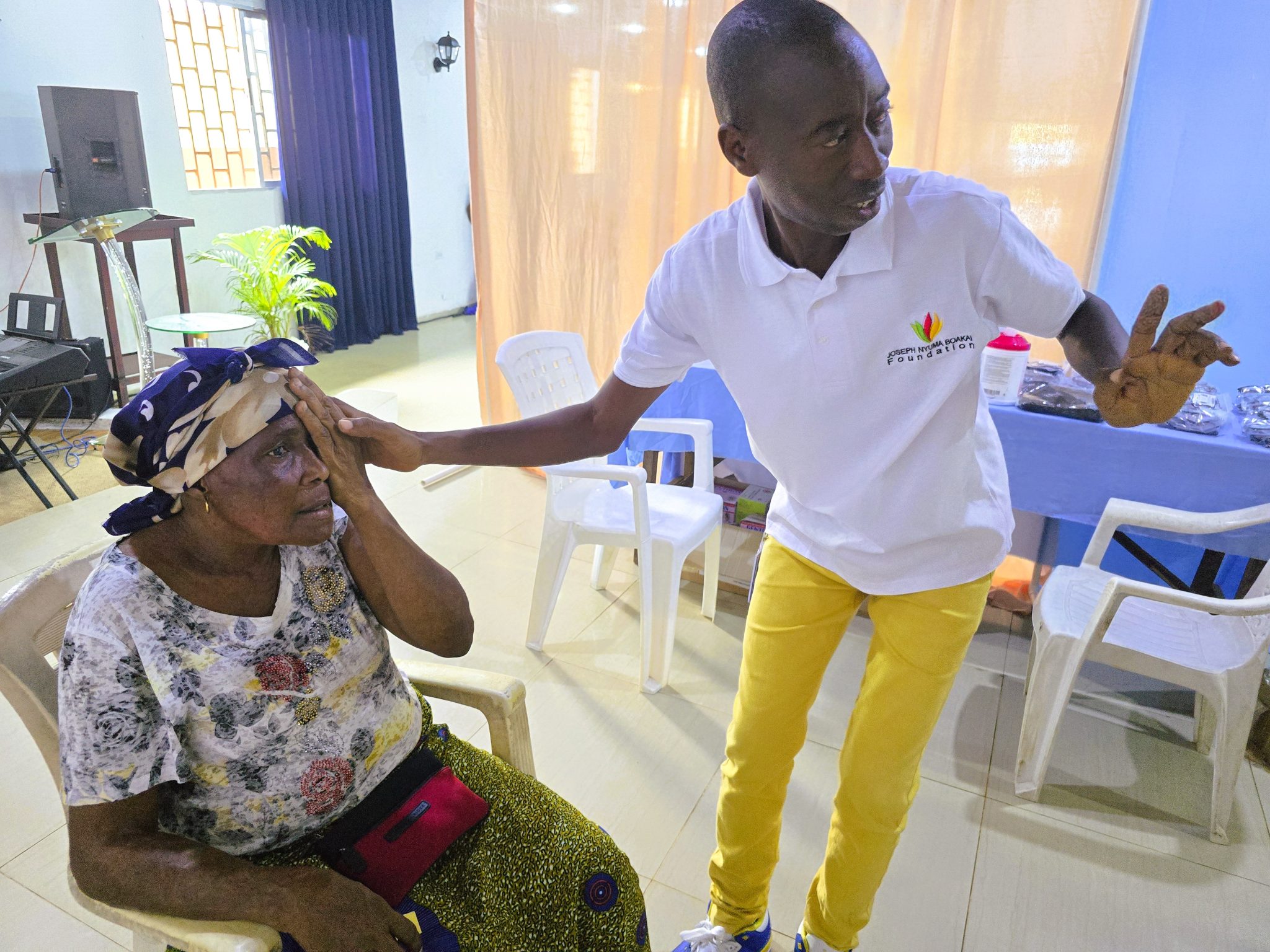 Community Outreach Eye Exam program – Joseph Nyuma Boakai Foundation